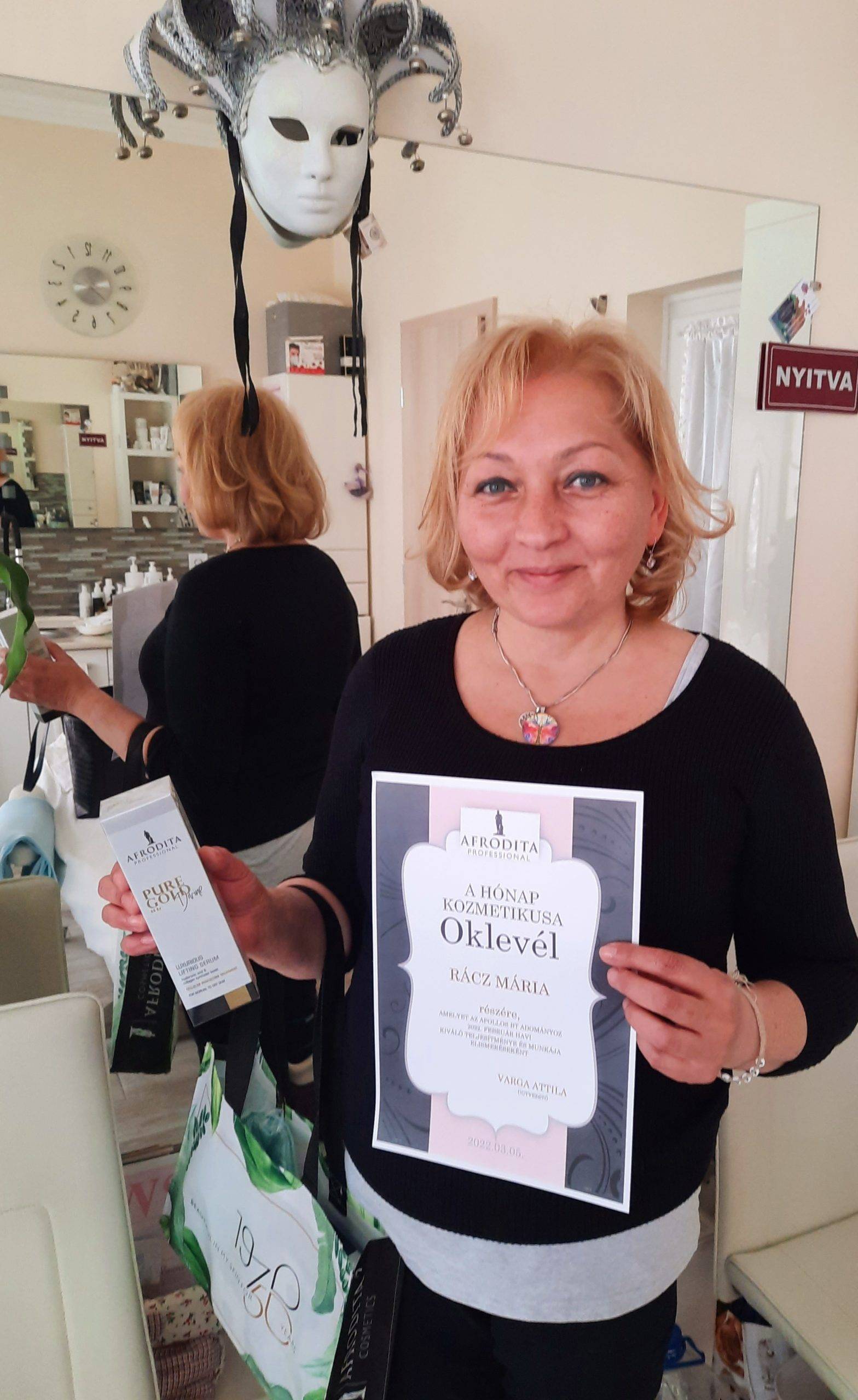 A HÓNAP KOZMETIKUSA Februárban BERNHARDTNÉ RÁCZ MÁRIA - Afrodita kozmetika
